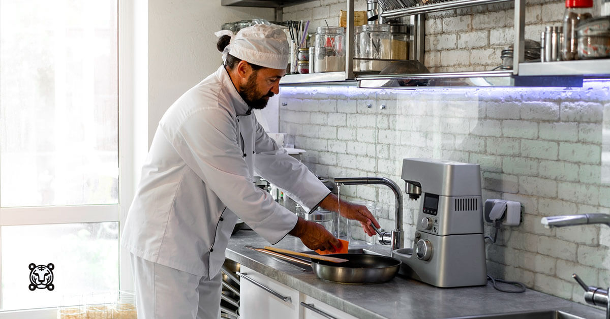 10+ Restaurant Safety and Hygiene Tips to and Best Practices